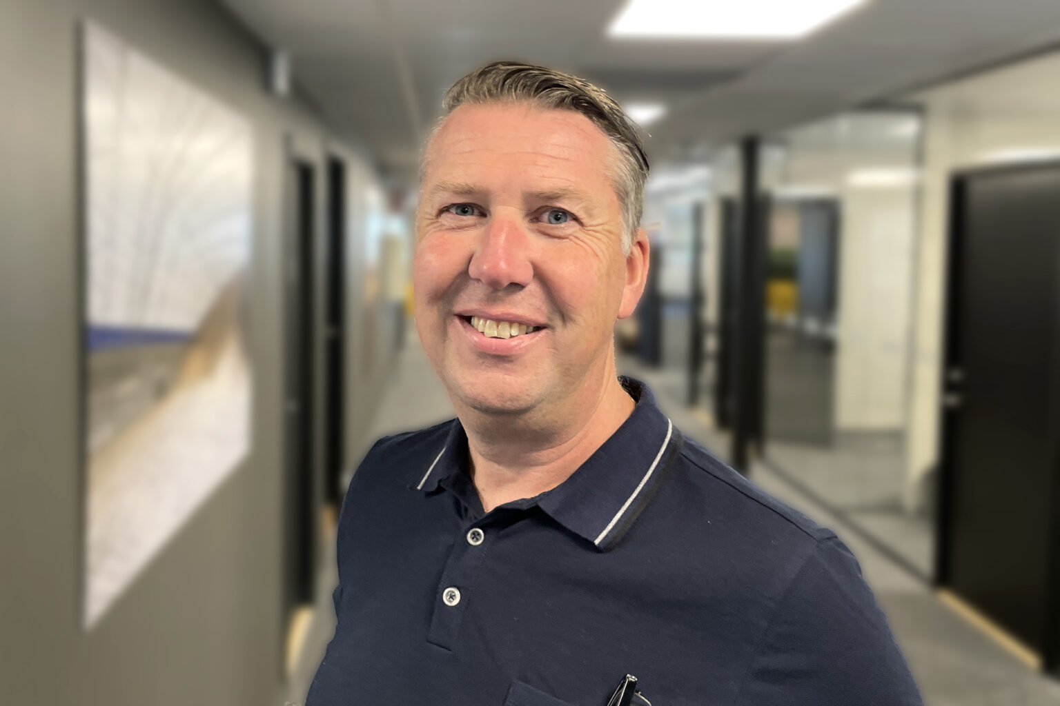 Yhteystiedot – Ruotsi, Norja, Tanska ja Liettua | Hallgruppen